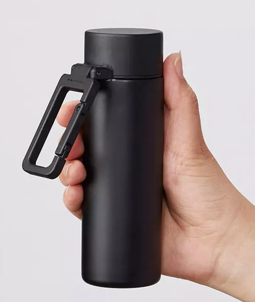 MOTTERUカラビナハンドルサーモステンレスボトル 130ml (30個〜) | オリジナルのスウェット・Tシャツなどオリジナルプリントの専門店【スウェット.jp】